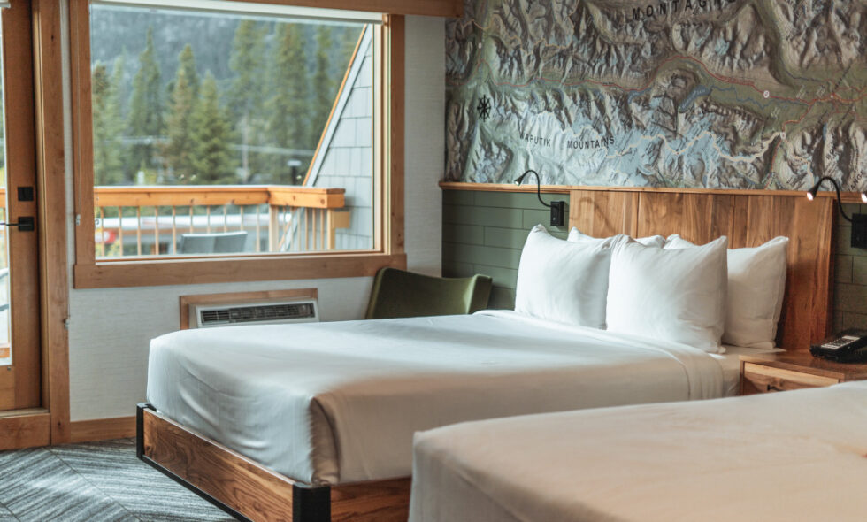 Hotel Canoe and Suites in Banff National Park